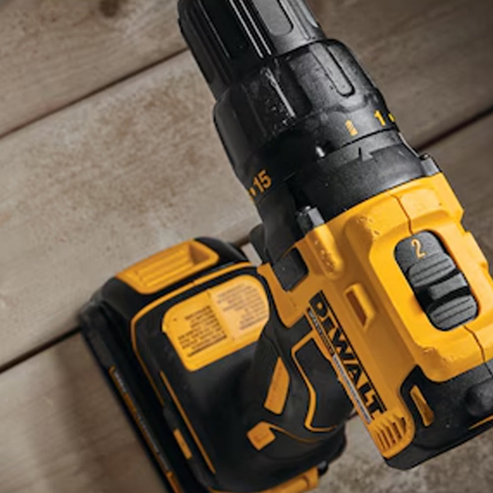 DeWALT DCD777 20V MAX* Brushless Cordless Compact Drill/Driver [Refurb ...